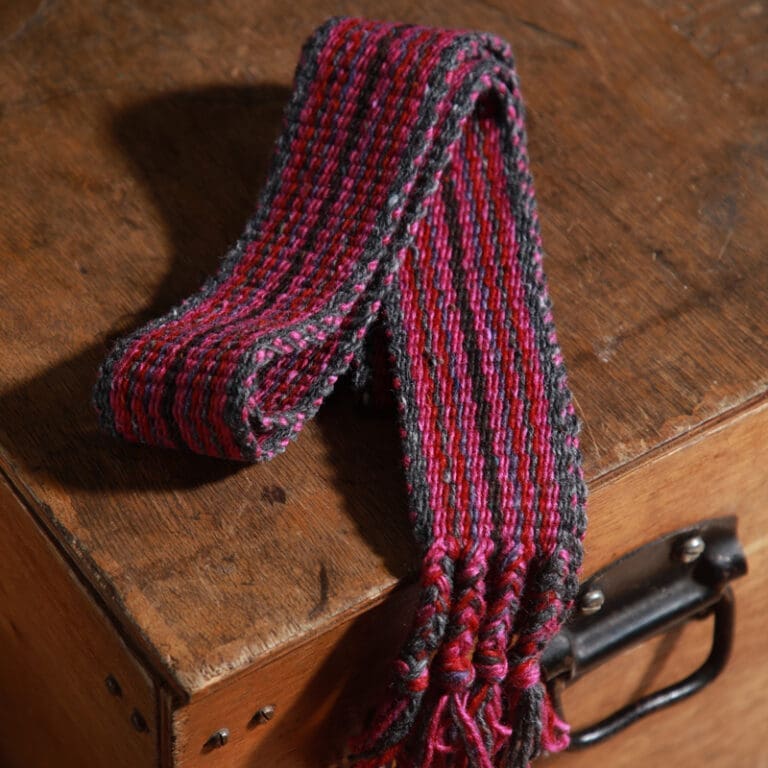 Irish Crios Belt Pink-Grey - Hand-Woven byLiz Christy